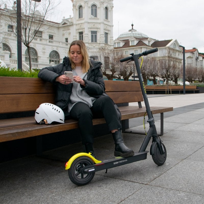 Olsson and Brothers Urban Light Casco S/M Blanco | PcComponentes.com