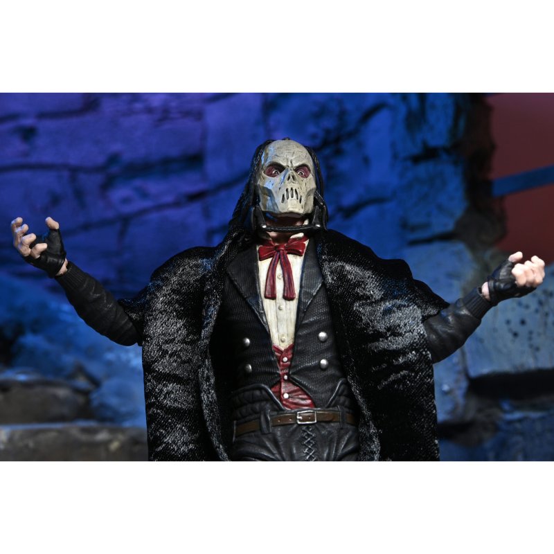 Neca Universal Monsters x TMNT Ultimate Casey Phantom 18 cm ...