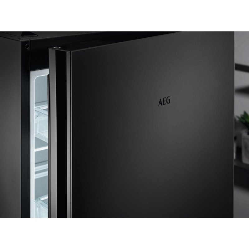 AEG Series 8000 RCB736D7MG Frigorífico Combi No Frost D Negro ...